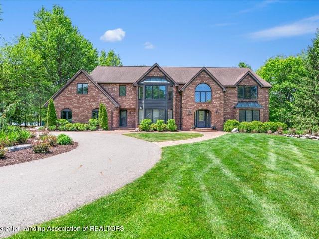 808 E Geneva Drive