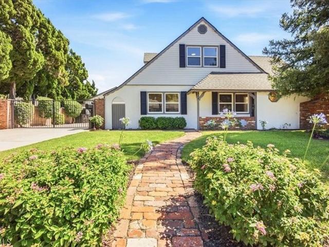 808 E Lemon Ave, Glendora, CA 91741