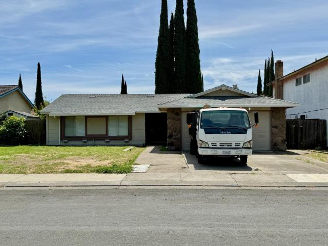 808 Erie Dr, Stockton, CA 95210 | MLS #226047 | Compass