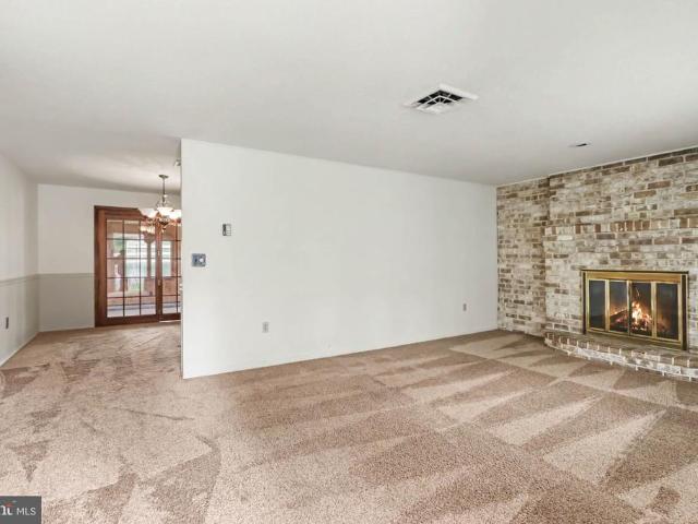 808 Forbes Road