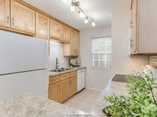 808 Kalanchoe Court