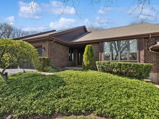 808 Kristin Ct Unit 808, Gurnee, IL 60031