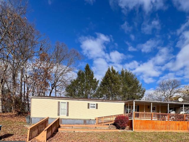 808 Holly Dr, Green Lane, PA 18054 | MLS #PAMC2172 | Compass
