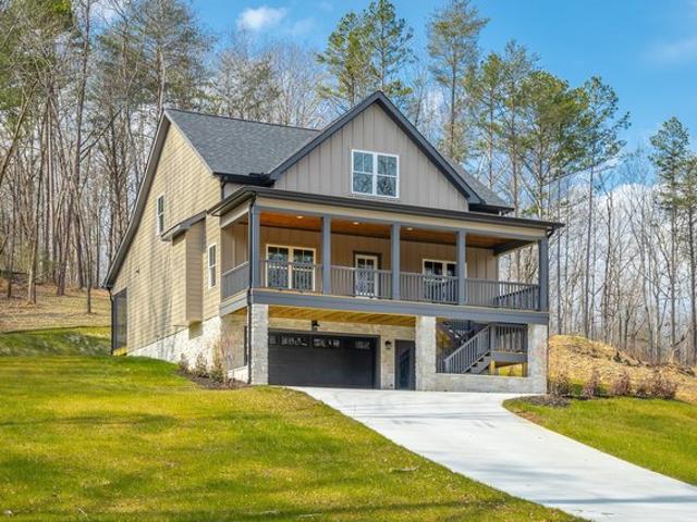 808 Hyatte Rd, Soddy Daisy, TN 37379