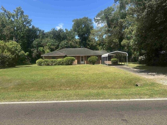 808 Irving St, West Orange, TX 77630