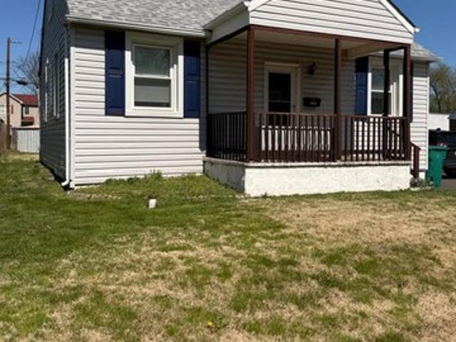 808 Old Orchard Ln, Bristol, PA 19007