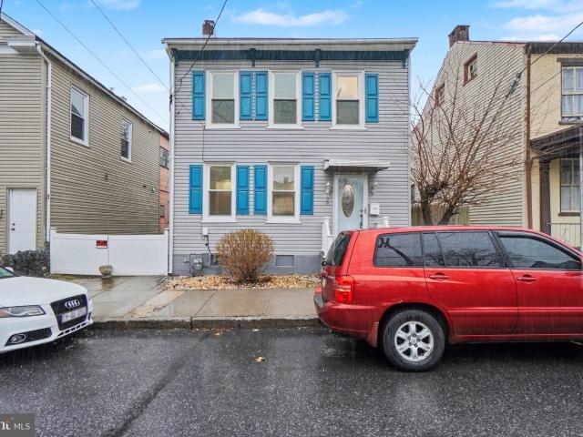 808 Locust St, Lebanon, PA 17042 | MLS #PALN2025 | Compass
