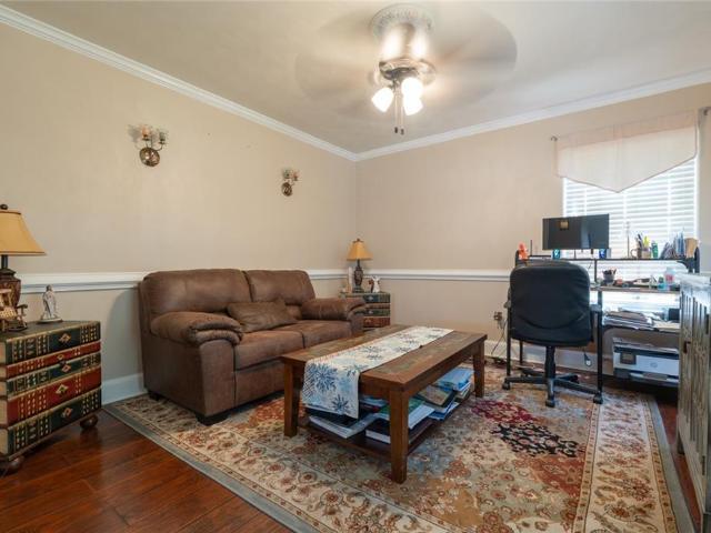 808 Monroe CT