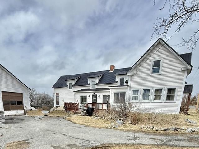 808 Madawaska Rd, Caribou, ME 04736
