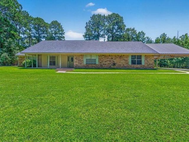 808 Mercer Rd, Marshall, TX 75672