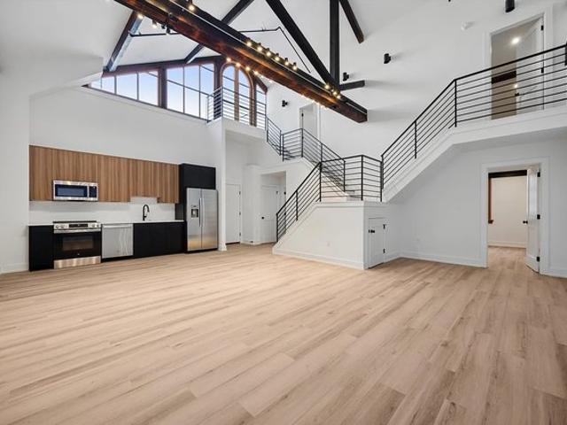 808 N 3rd St, Philadelphia, PA 19123