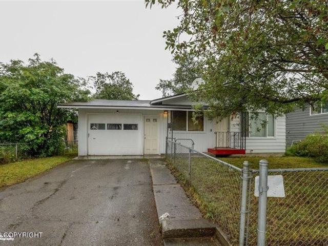 808 N Bunn St, Anchorage, AK 99508