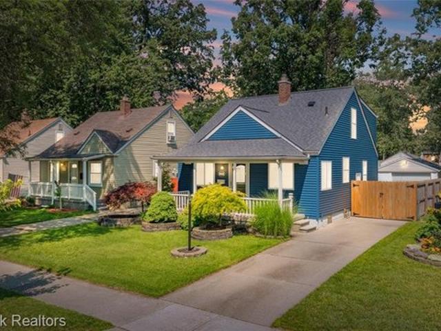 808 N Edgeworth Ave, Royal Oak, MI 48067