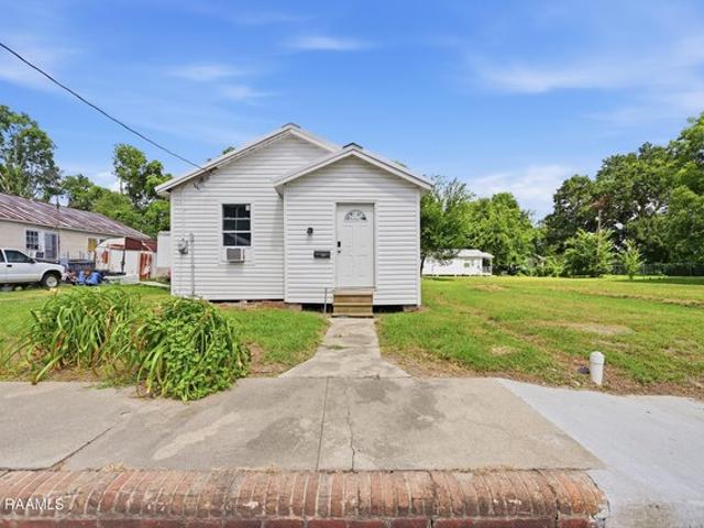 808 N Market St, Opelousas, LA 70570