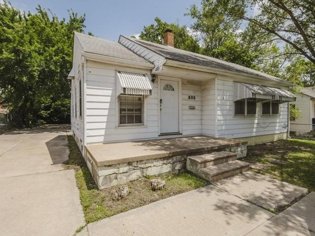 808 N Oliver Ave, Wichita, KS 67208