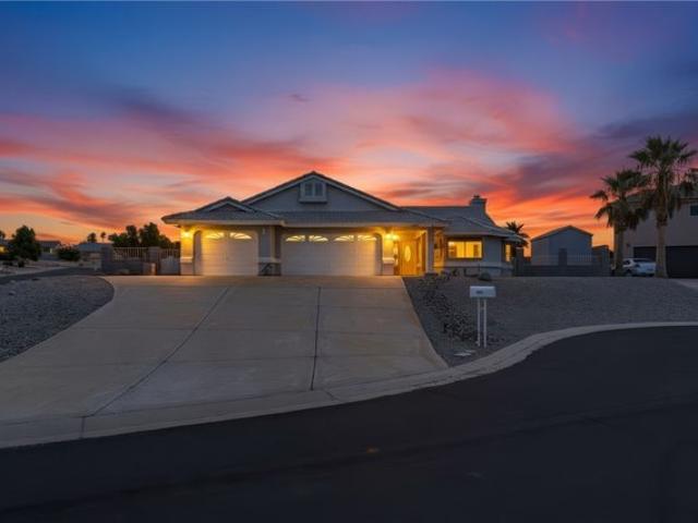 808 N Ridge Pl, Bullhead City, AZ 86429