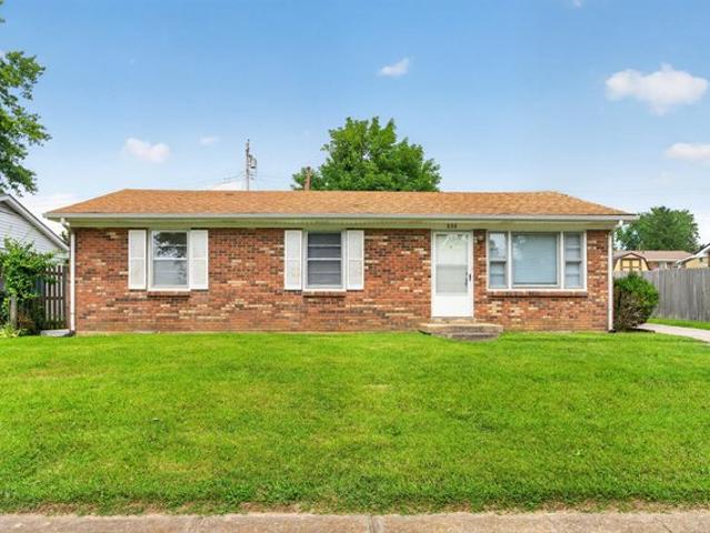 808 Nancy St, Versailles, KY 40383
