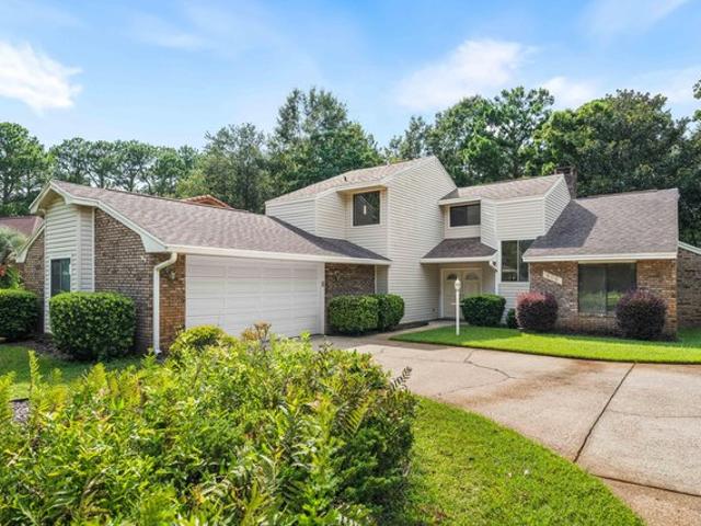 808 S Turnberry Cv, Niceville, FL 32578