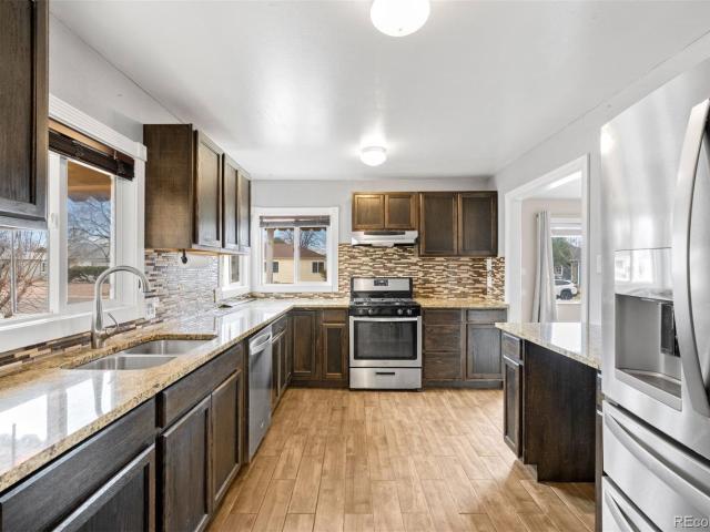 808 S Umatilla Way