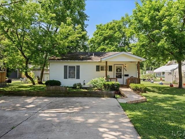 808 S Winter St, Adrian, MI 49221