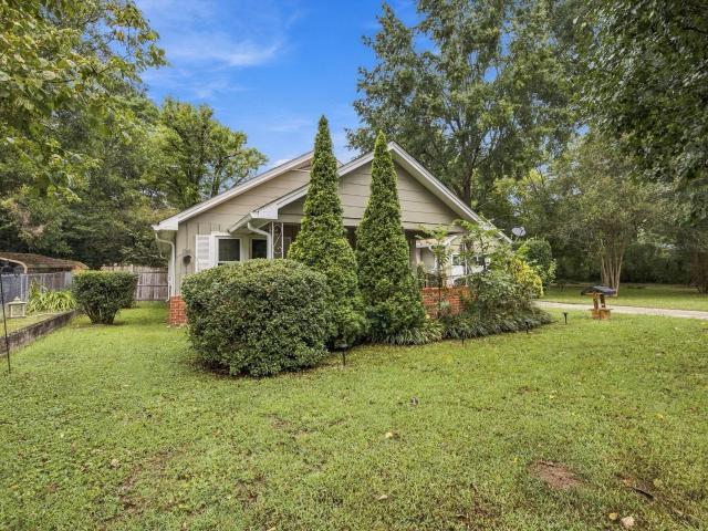 808 S Chattanooga Street
