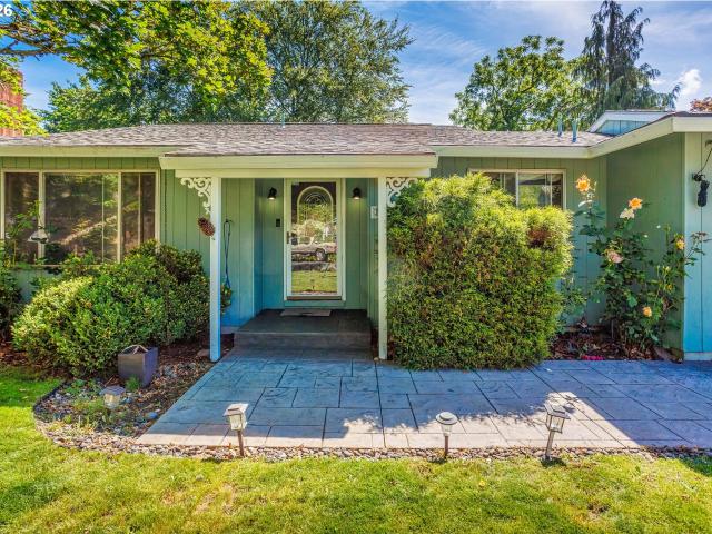 808 SE 156TH PL