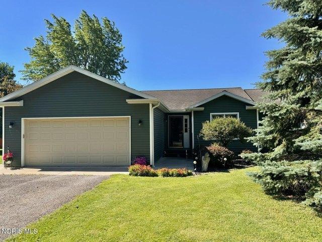 808 Shawanoe St, Montpelier, OH 43543