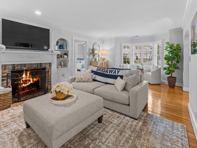 808 Sheldon Road