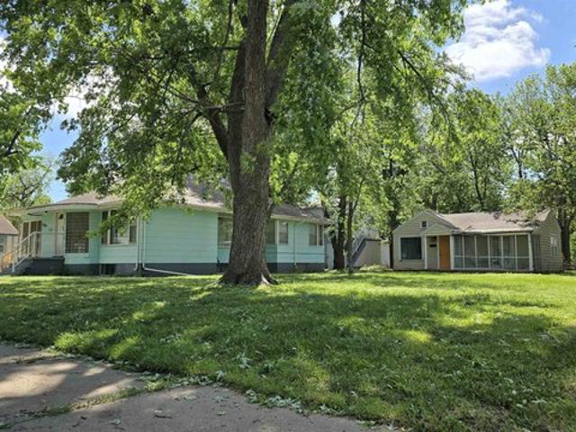 808 Sherman St, Salina, KS 67401