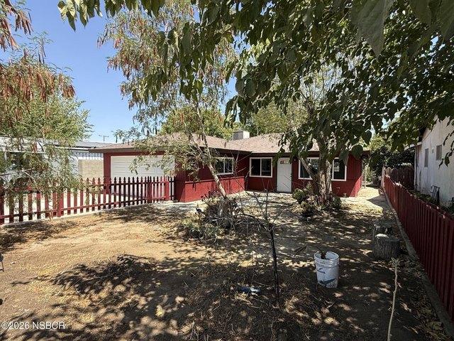 808 Stanislaus St, Maricopa, CA 93252