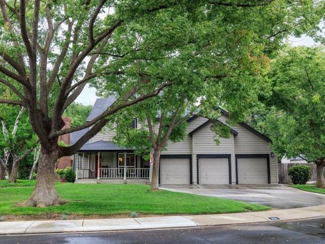 808 Stonecreek Cir, Modesto, CA 95355