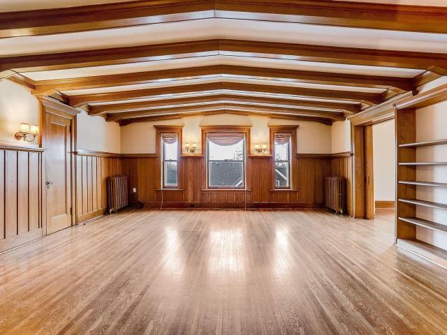 808 Summit Avenue # 2
