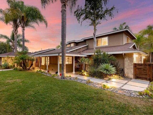808 Palaro Dr, Encinitas, CA 92024
