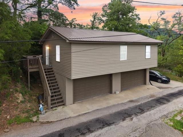 808 Pecan St, Hazard, KY 41701