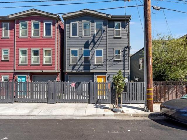 808 Pine St, Oakland, CA 94607