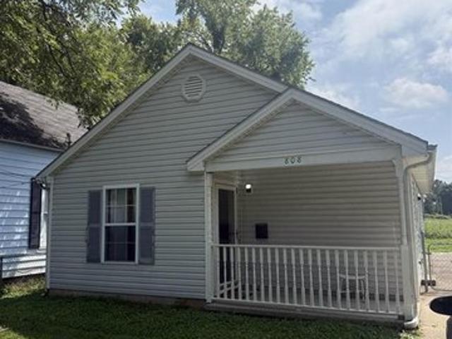 808 W 8th St, Owensboro, KY 42301