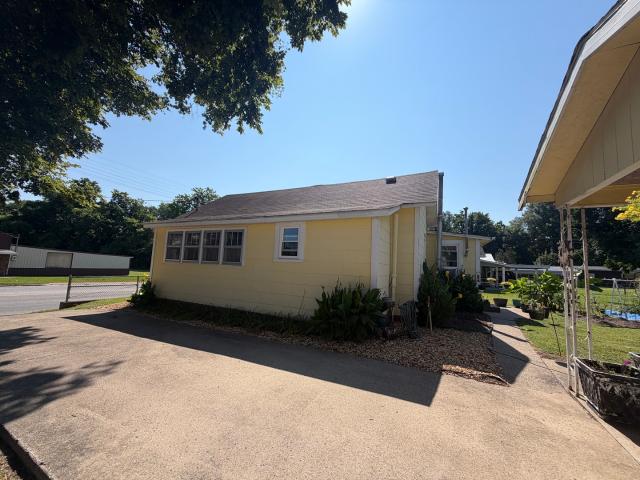 808 W 10th Street