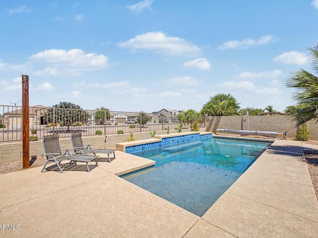 808 w brangus way