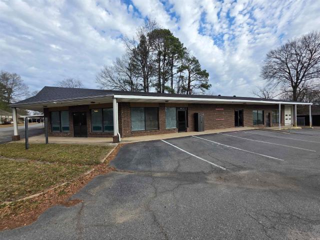 808 W Center Street