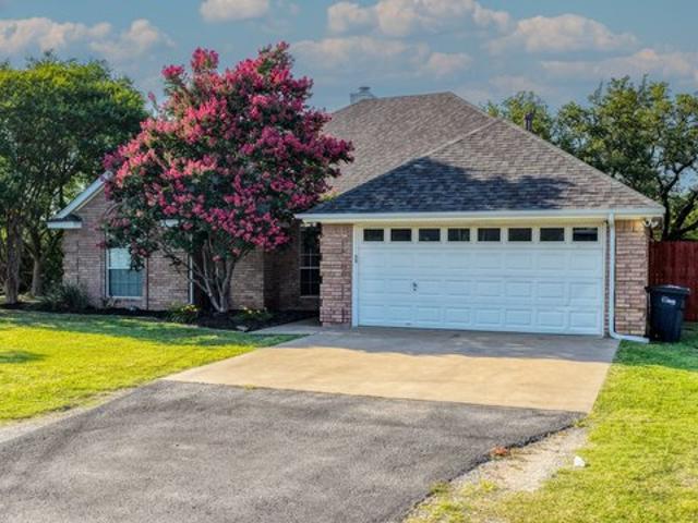 808 W Couts St, Weatherford, TX 76086