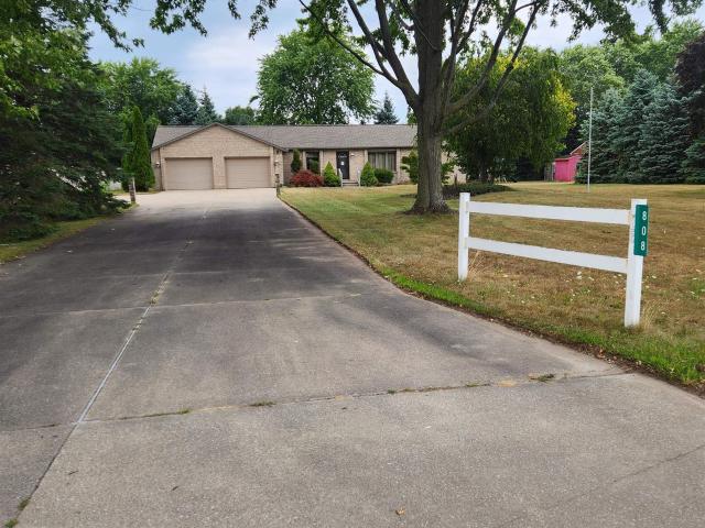 808 W Nebobish Road