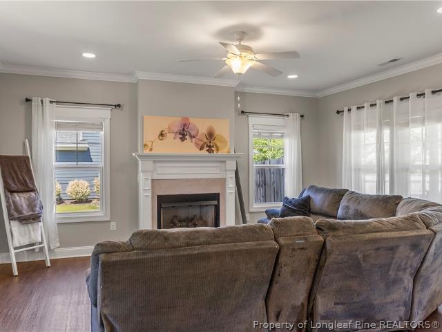 808 Warwick Lane