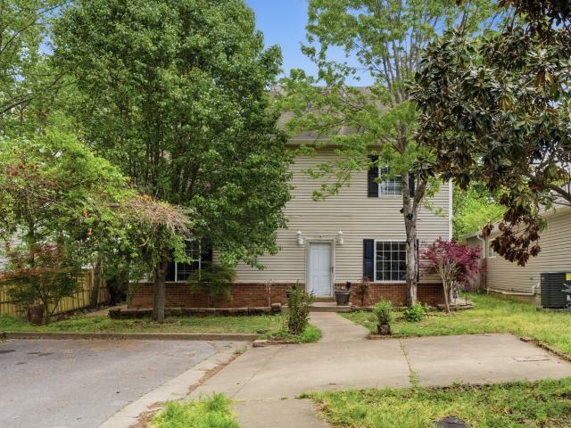 808 William Howard Ct