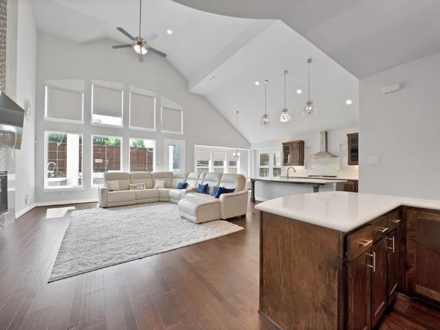 808 Veranda View