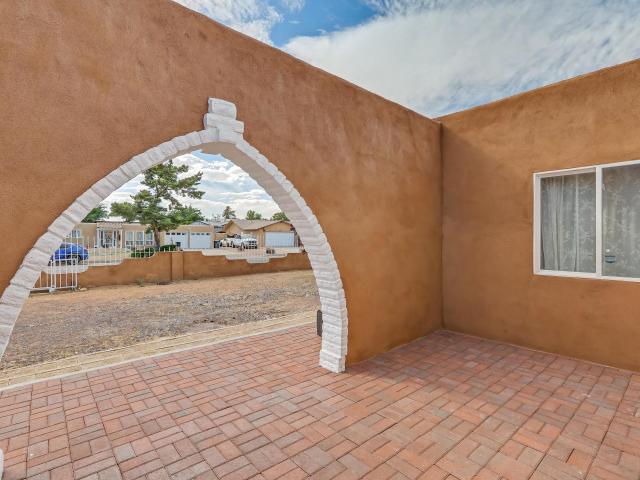 808 Villa Verde Drive SE