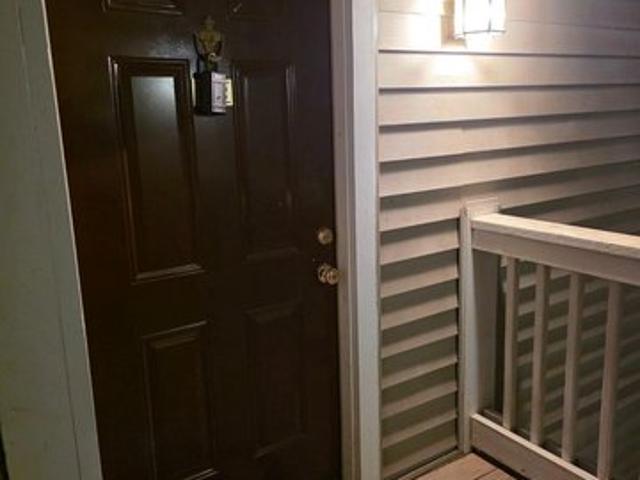 8095 Lacy Dr Apt 202, Manassas, VA 20109