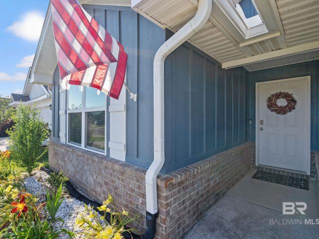 8096 Irwin Loop