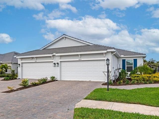 8097 Moonbeam Ave, Sarasota, FL 34241