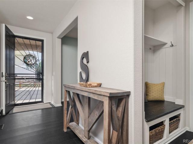 8098 Grady Circle