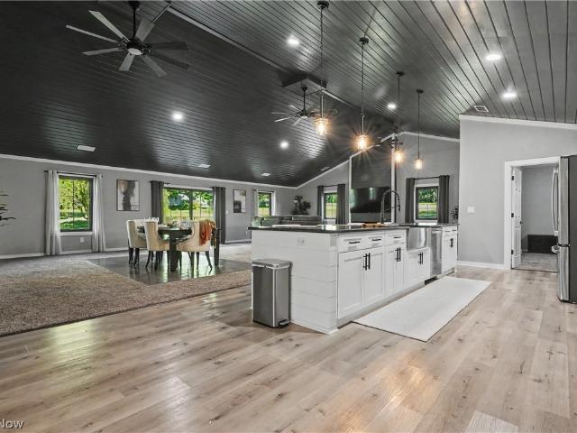 8099 W Western Reserve Road